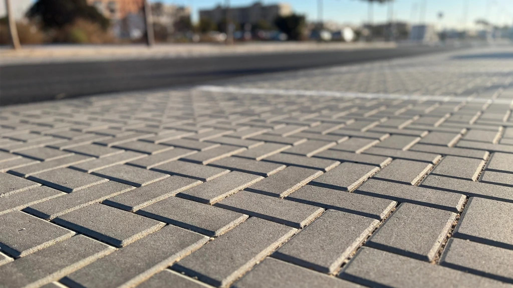 Aspal vs Paving Block: Mana yang Lebih Cocok untuk Rumah? - Sinar Mas Land