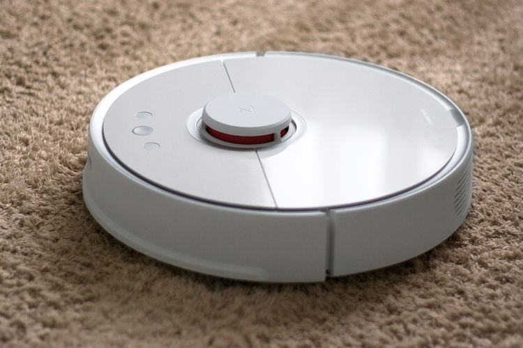 6 Rekomendasi Robot Vacuum Cleaner Terbaik - Sinar Mas Land